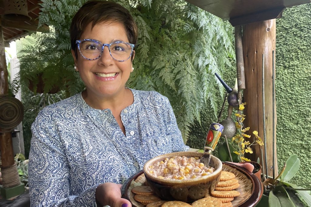 Boquita de Atún con Queso Crema y Maíz Dulce - Cocinen Conmigo
